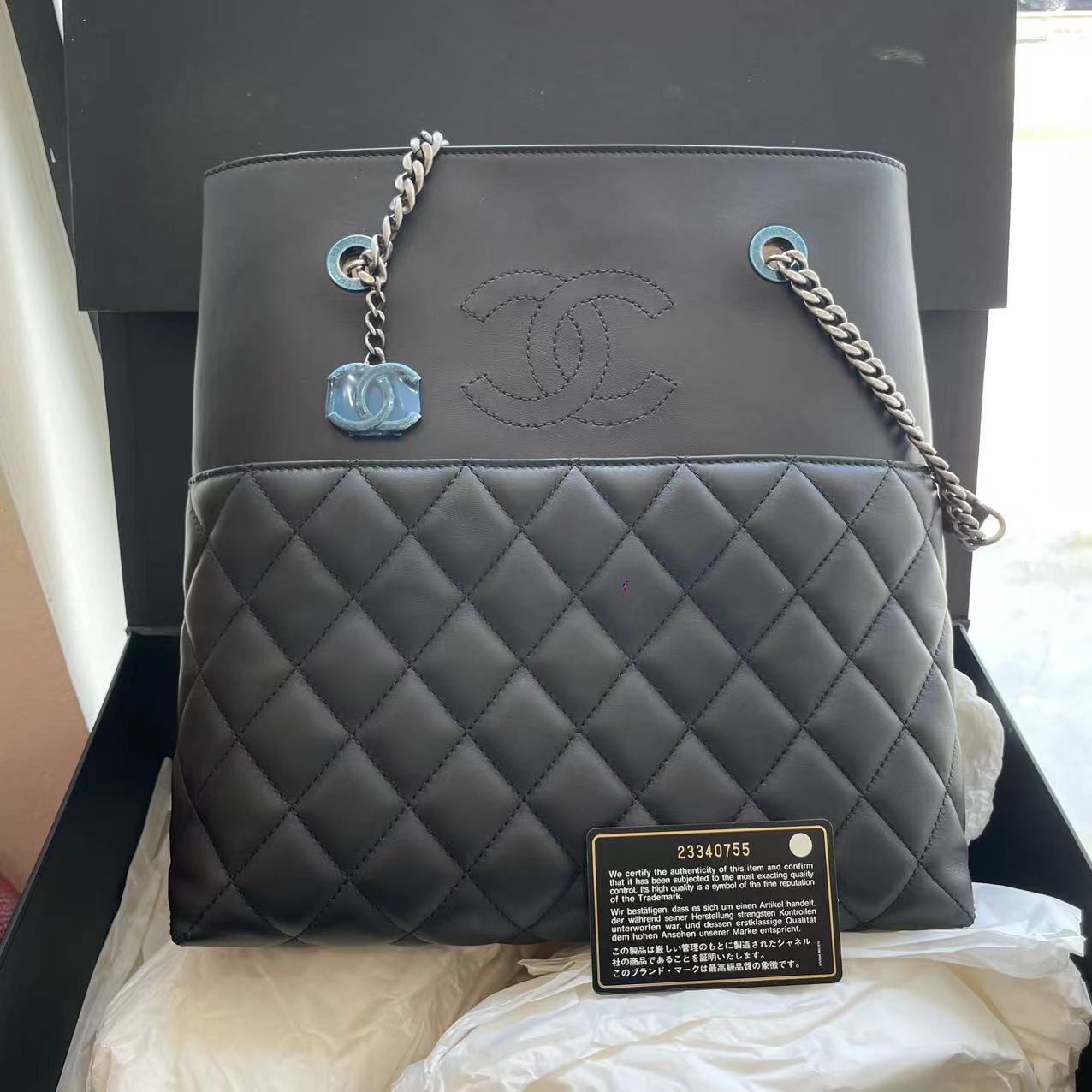 #B01004 CHANEL - Boyico